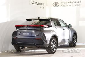 Grey Toyota C-HR 2025 in Tallinn, with an engine capacity of 1.99 L and mileage of 37 thousand km for 35800 €, photo 3 on AUTOMOTO.COM.LV