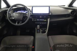 Grey Toyota C-HR 2025 in Tallinn, with an engine capacity of 1.99 L and mileage of 37 thousand km for 35800 €, photo 9 on AUTOMOTO.COM.LV