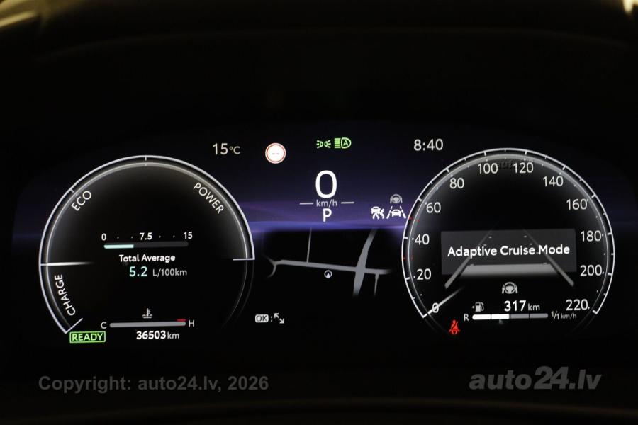Grey Toyota C-HR 2025 in Tallinn, with an engine capacity of 1.99 L and mileage of 37 thousand km for 35800 €, photo 14 on AUTOMOTO.COM.LV