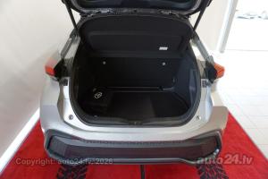 Pelēks Toyota C-HR 2026 Tartu, ar dzinēja tilpumu 1.80 L un nobraukumu 10 tūkst. km par 37900 €, foto 11 vietnē AUTOMOTO.COM.LV