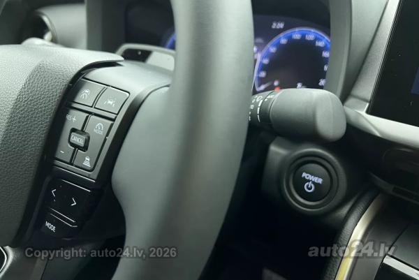 Серый Тойота C-HR 2026 в Таллин, объемом двигателя 2.00 л и пробегом 11 тыс. км за 41900 €, фото 8 на AUTOMOTO.COM.LV