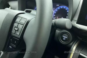 Pelēks Toyota C-HR 2026 Tallina, ar dzinēja tilpumu 2.00 L un nobraukumu 11 tūkst. km par 41900 €, foto 9 vietnē AUTOMOTO.COM.LV