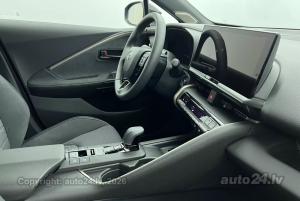 Pelēks Toyota C-HR 2026 Tallina, ar dzinēja tilpumu 2.00 L un nobraukumu 11 tūkst. km par 41900 €, foto 15 vietnē AUTOMOTO.COM.LV