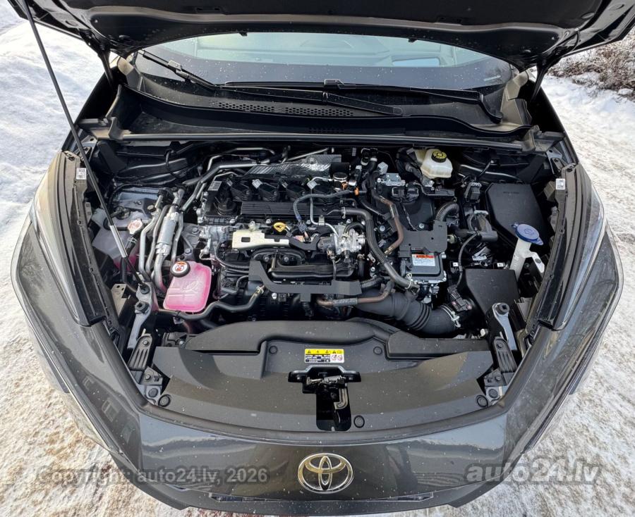 Pelēks Toyota C-HR 2026 Tallina, ar dzinēja tilpumu 2.00 L un nobraukumu 11 tūkst. km par 41900 €, foto 18 vietnē AUTOMOTO.COM.LV