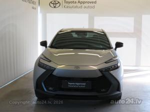 Pelēks Toyota C-HR 2026 Tallina, ar dzinēja tilpumu 1.80 L un nobraukumu 5 tūkst. km par 34900 €, foto 4 vietnē AUTOMOTO.COM.LV