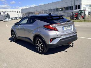 Серый Тойота C-HR 2017 в Паневежис, объемом двигателя 1.80 л и пробегом 206 тыс. км за 12990 €, фото 12 на AUTOMOTO.COM.LV