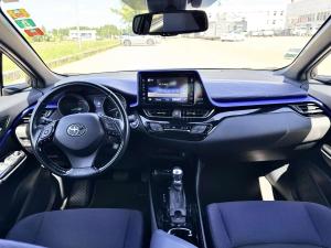 Серый Тойота C-HR 2017 в Паневежис, объемом двигателя 1.80 л и пробегом 206 тыс. км за 12990 €, фото 16 на AUTOMOTO.COM.LV