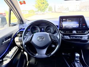 Серый Тойота C-HR 2017 в Паневежис, объемом двигателя 1.80 л и пробегом 206 тыс. км за 12990 €, фото 19 на AUTOMOTO.COM.LV