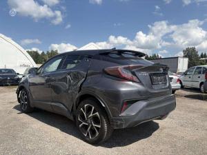 Pelēks Toyota C-HR 2018 Radviliškis, ar dzinēja tilpumu 1.80 L un nobraukumu 127 tūkst. km par 11350 €, foto 5 vietnē AUTOMOTO.COM.LV