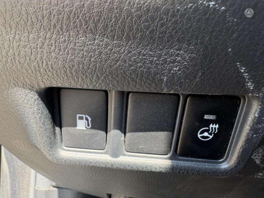 Pelēks Toyota C-HR 2018 Radviliškis, ar dzinēja tilpumu 1.80 L un nobraukumu 127 tūkst. km par 11350 €, foto 21 vietnē AUTOMOTO.COM.LV