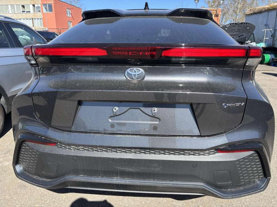 Pelēks Toyota C-HR 2025 Panevēža, ar dzinēja tilpumu 2.00 L un nobraukumu 6 tūkst. km par 17900 €, foto 7 vietnē AUTOMOTO.COM.LV