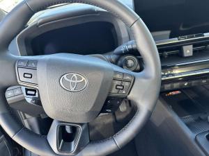 Pelēks Toyota C-HR 2025 Panevēža, ar dzinēja tilpumu 2.00 L un nobraukumu 6 tūkst. km par 17900 €, foto 12 vietnē AUTOMOTO.COM.LV
