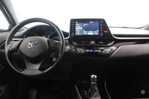 Grey Toyota C-HR 2021 in Kaunas, with an engine capacity of 1.80 L and mileage of 78 thousand km for 21900 €, photo 9 on AUTOMOTO.COM.LV
