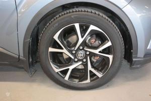 Grey Toyota C-HR 2021 in Kaunas, with an engine capacity of 1.80 L and mileage of 78 thousand km for 21900 €, photo 16 on AUTOMOTO.COM.LV