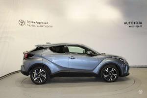 Grey Toyota C-HR 2021 in Kaunas, with an engine capacity of 1.80 L and mileage of 78 thousand km for 21900 €, photo 17 on AUTOMOTO.COM.LV