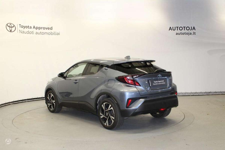 Grey Toyota C-HR 2021 in Kaunas, with an engine capacity of 1.80 L and mileage of 78 thousand km for 21900 €, photo 18 on AUTOMOTO.COM.LV
