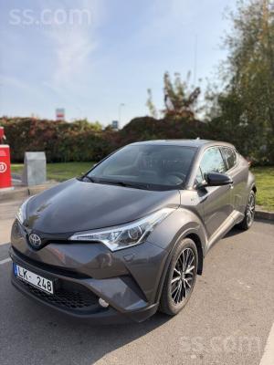 Grey Toyota C-HR 2018 in Riga, with an engine capacity of 1.80 L and mileage of 116 thousand km for 15500 €, photo  on AUTOMOTO.COM.LV
