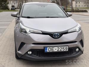 Тойота C-HR 2017 в Вентспилс, объемом двигателя 1.80 л и пробегом 232 тыс. км за 13400 €, фото 3 на AUTOMOTO.COM.LV