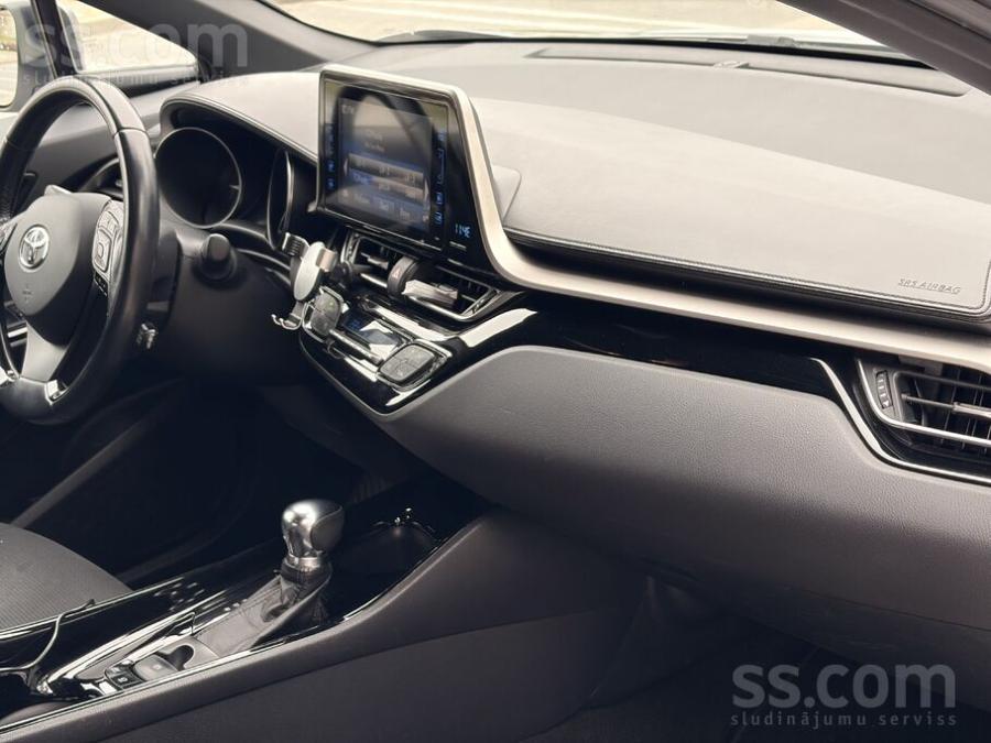 Тойота C-HR 2017 в Вентспилс, объемом двигателя 1.80 л и пробегом 232 тыс. км за 13400 €, фото 14 на AUTOMOTO.COM.LV