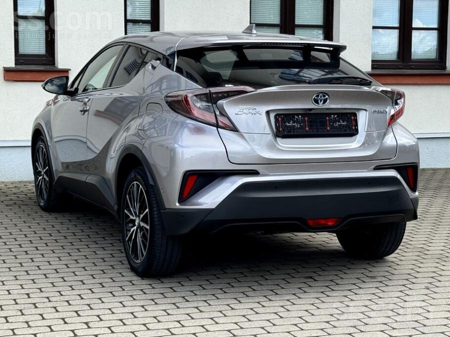 Тойота C-HR 2017 в Елгава, объемом двигателя 1.80 л и пробегом 169 тыс. км за 15800 €, фото 5 на AUTOMOTO.COM.LV