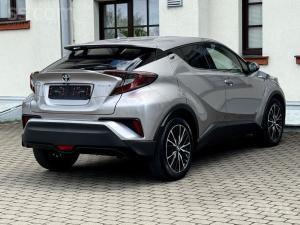 Тойота C-HR 2017 в Елгава, объемом двигателя 1.80 л и пробегом 169 тыс. км за 15800 €, фото 12 на AUTOMOTO.COM.LV