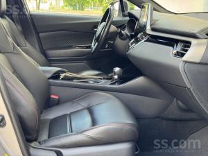 Тойота C-HR 2017 в Елгава, объемом двигателя 1.80 л и пробегом 169 тыс. км за 15800 €, фото 21 на AUTOMOTO.COM.LV