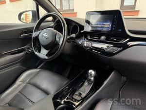 Тойота C-HR 2017 в Елгава, объемом двигателя 1.80 л и пробегом 169 тыс. км за 15800 €, фото 30 на AUTOMOTO.COM.LV