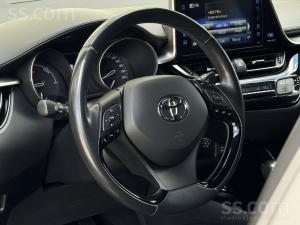 Тойота C-HR 2017 в Елгава, объемом двигателя 1.80 л и пробегом 169 тыс. км за 15800 €, фото 31 на AUTOMOTO.COM.LV