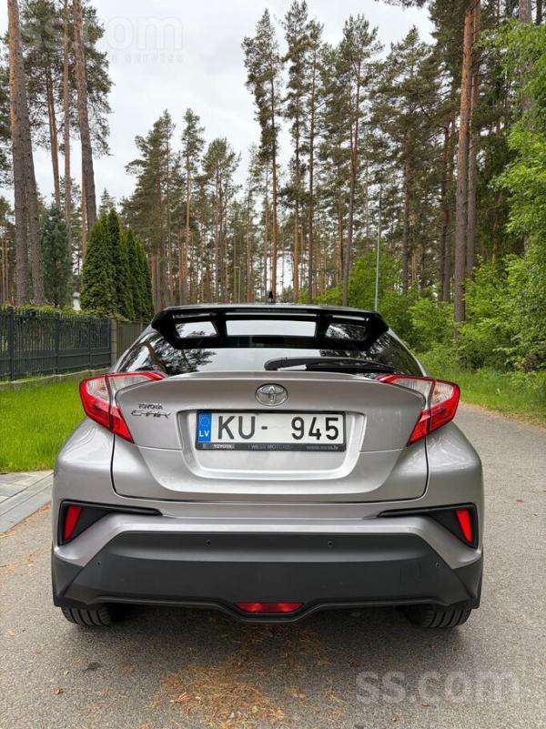 Toyota C-HR 2017 in Riga, with an engine capacity of 1.20 L and mileage of 91 thousand km for 14500 €, photo 1 on AUTOMOTO.COM.LV