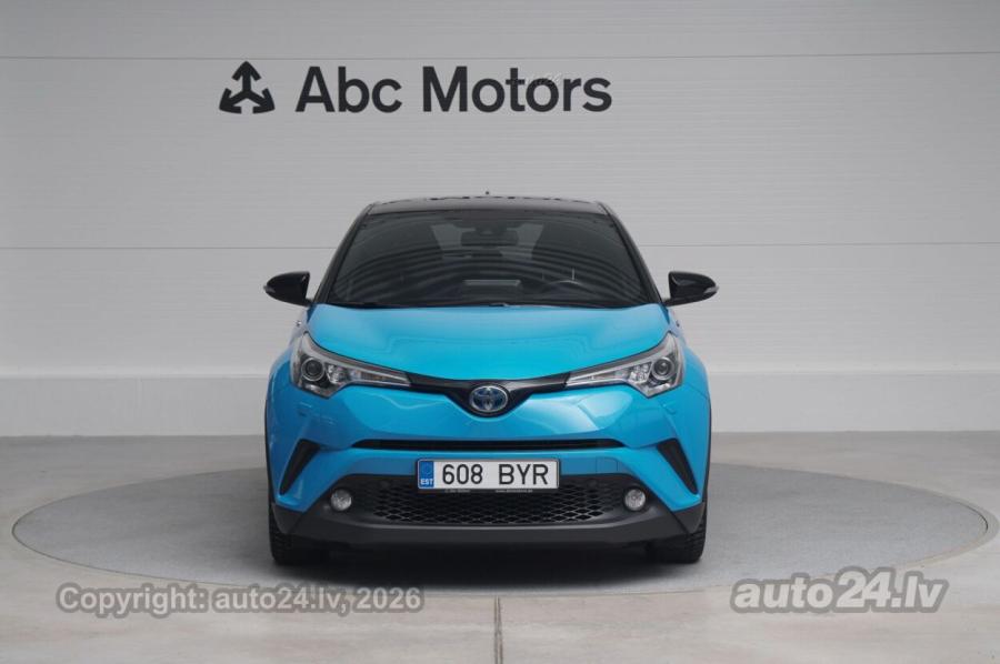 Toyota C-HR 2018 in Tallinn, with an engine capacity of 1.80 L and mileage of 125 thousand km for 16490 €, photo 2 on AUTOMOTO.COM.LV