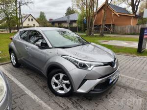 Toyota C-HR 2018 Rīga, ar dzinēja tilpumu 1.80 L un nobraukumu 113 tūkst. km par 16490 €, foto 3 vietnē AUTOMOTO.COM.LV