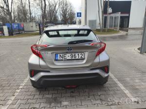 Toyota C-HR 2018 Rīga, ar dzinēja tilpumu 1.80 L un nobraukumu 113 tūkst. km par 16490 €, foto 5 vietnē AUTOMOTO.COM.LV