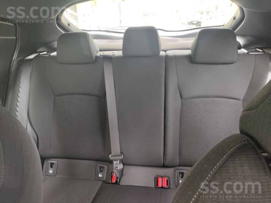 Toyota C-HR 2018 Rīga, ar dzinēja tilpumu 1.80 L un nobraukumu 113 tūkst. km par 16490 €, foto 7 vietnē AUTOMOTO.COM.LV