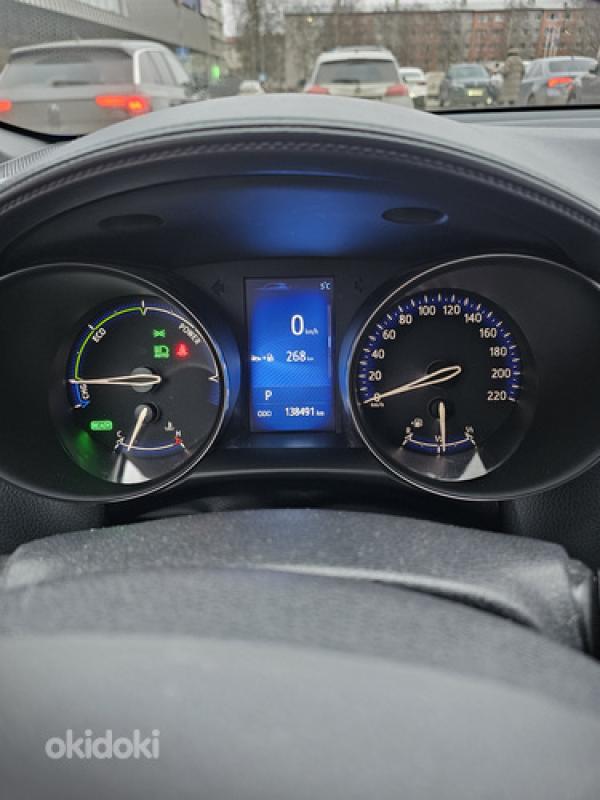 Toyota C-HR 2019 in Tallinn, with an engine capacity of 72.00 L and mileage of 136 thousand km for 20000 €, photo 3 on AUTOMOTO.COM.LV