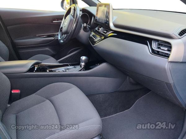 Тойота C-HR 2019 в Таллин, объемом двигателя 1.80 л и пробегом 144 тыс. км за 17495 €, фото 6 на AUTOMOTO.COM.LV