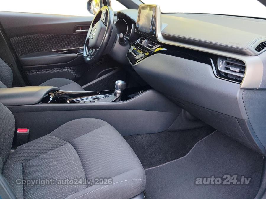 Тойота C-HR 2019 в Таллин, объемом двигателя 1.80 л и пробегом 144 тыс. км за 17495 €, фото 7 на AUTOMOTO.COM.LV