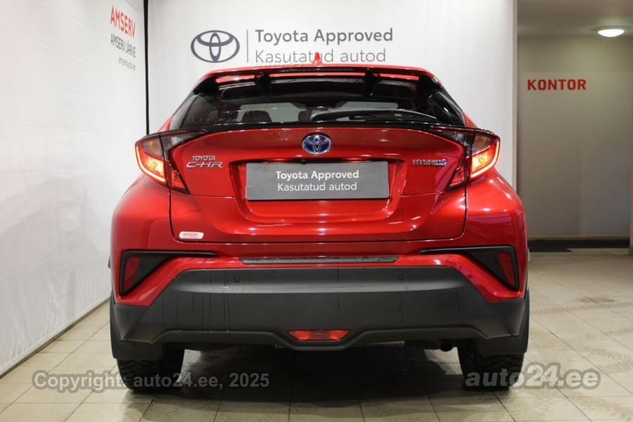 Toyota C-HR 2021 Tallina, ar dzinēja tilpumu 1.80 L un nobraukumu 53 tūkst. km par 21990 €, foto 4 vietnē AUTOMOTO.COM.LV