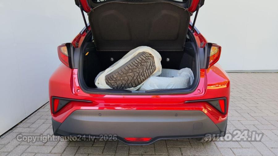Toyota C-HR 2021 Tallina, ar dzinēja tilpumu 1.80 L un nobraukumu 42 tūkst. km par 22495 €, foto 11 vietnē AUTOMOTO.COM.LV