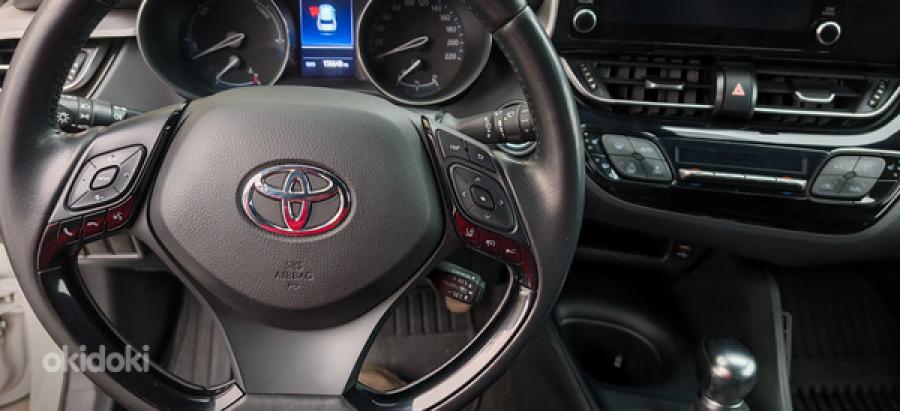 Тойота C-HR 2021 в Таллин, объемом двигателя 1.80 л и пробегом 158 тыс. км за 18700 €, фото 9 на AUTOMOTO.COM.LV