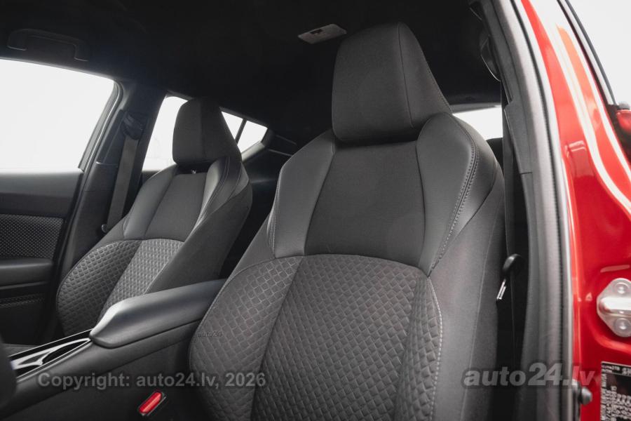 Тойота C-HR 2022 в Тарту, объемом двигателя 2.00 л и пробегом 31 тыс. км за 24900 €, фото 13 на AUTOMOTO.COM.LV