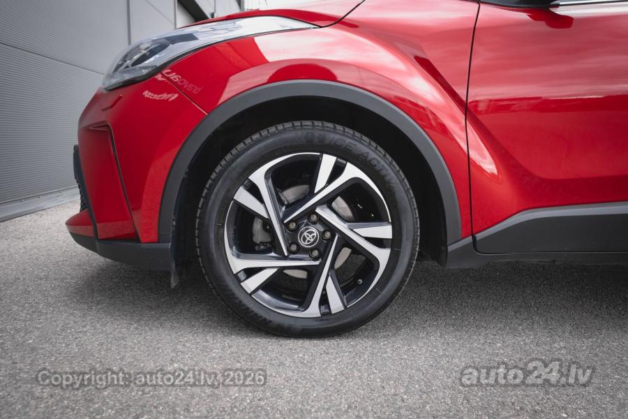 Тойота C-HR 2022 в Тарту, объемом двигателя 2.00 л и пробегом 31 тыс. км за 24900 €, фото 24 на AUTOMOTO.COM.LV