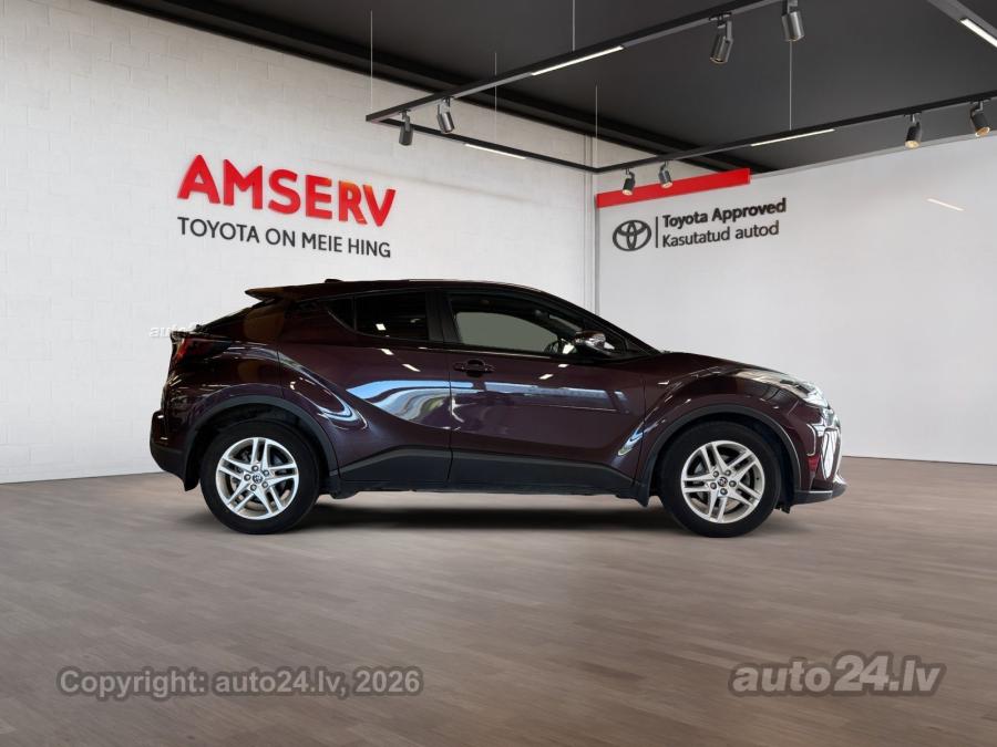 Toyota C-HR 2022 Tartu, ar dzinēja tilpumu 1.80 L un nobraukumu 48 tūkst. km par 21490 €, foto 4 vietnē AUTOMOTO.COM.LV
