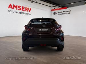 Toyota C-HR 2022 Tartu, ar dzinēja tilpumu 1.80 L un nobraukumu 48 tūkst. km par 21490 €, foto 5 vietnē AUTOMOTO.COM.LV