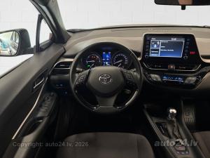 Toyota C-HR 2022 Tartu, ar dzinēja tilpumu 1.80 L un nobraukumu 48 tūkst. km par 21490 €, foto 10 vietnē AUTOMOTO.COM.LV
