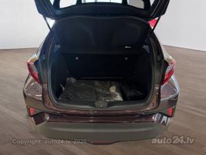 Toyota C-HR 2022 Tartu, ar dzinēja tilpumu 1.80 L un nobraukumu 48 tūkst. km par 21490 €, foto 11 vietnē AUTOMOTO.COM.LV
