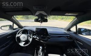 Тойота C-HR 2022 в Юрмала, объемом двигателя 1.80 л и пробегом 90 тыс. км за 19500 €, фото 7 на AUTOMOTO.COM.LV