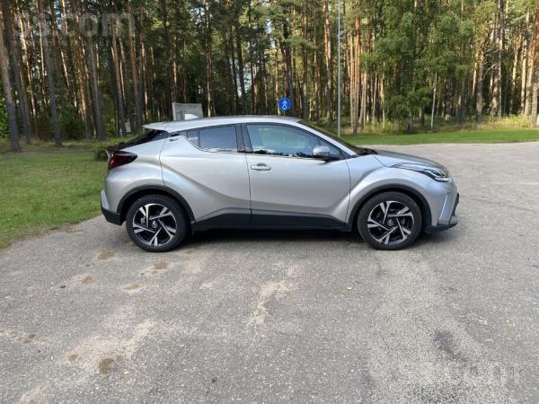 Toyota C-HR 2023 Rīga, ar dzinēja tilpumu 1.80 L un nobraukumu 39 tūkst. km par 22900 €, foto 7 vietnē AUTOMOTO.COM.LV