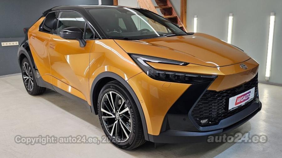 Toyota C-HR 2023 in Tallinn, with an engine capacity of 2.00 L and mileage of 4 thousand km for 38995 €, photo 3 on AUTOMOTO.COM.LV