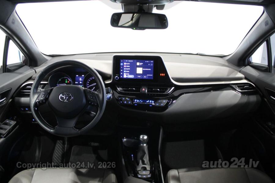 Toyota C-HR 2023 in Tallinn, with an engine capacity of 1.80 L and mileage of 50 thousand km for 24490 €, photo 8 on AUTOMOTO.COM.LV