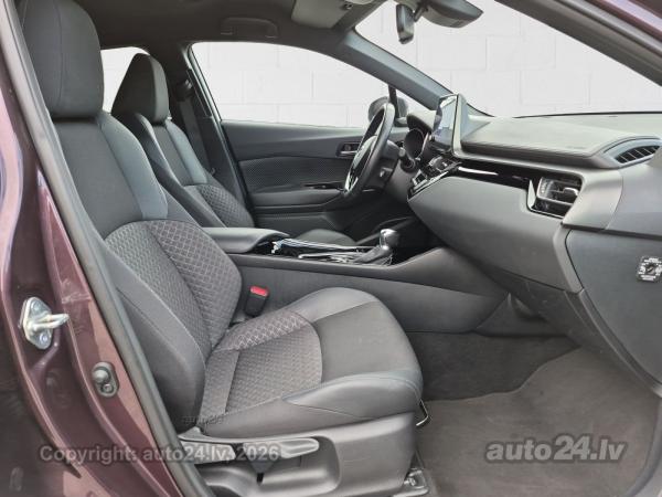 Toyota C-HR 2023 Tallina vietnē Toyota C-HR 2023 Tallina, ar dzinēja tilpumu 1.80 L un nobraukumu 43 tūkst. km par 22990 €, foto 7 vietnē AUTOMOTO.COM.LV